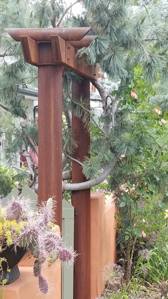 An Amazing Xeric and Native Plant Garden in Colorado | Ravenscourt Gardens